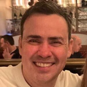 Tony S. Daniel: From Pencils to Panels - Hydra Comics